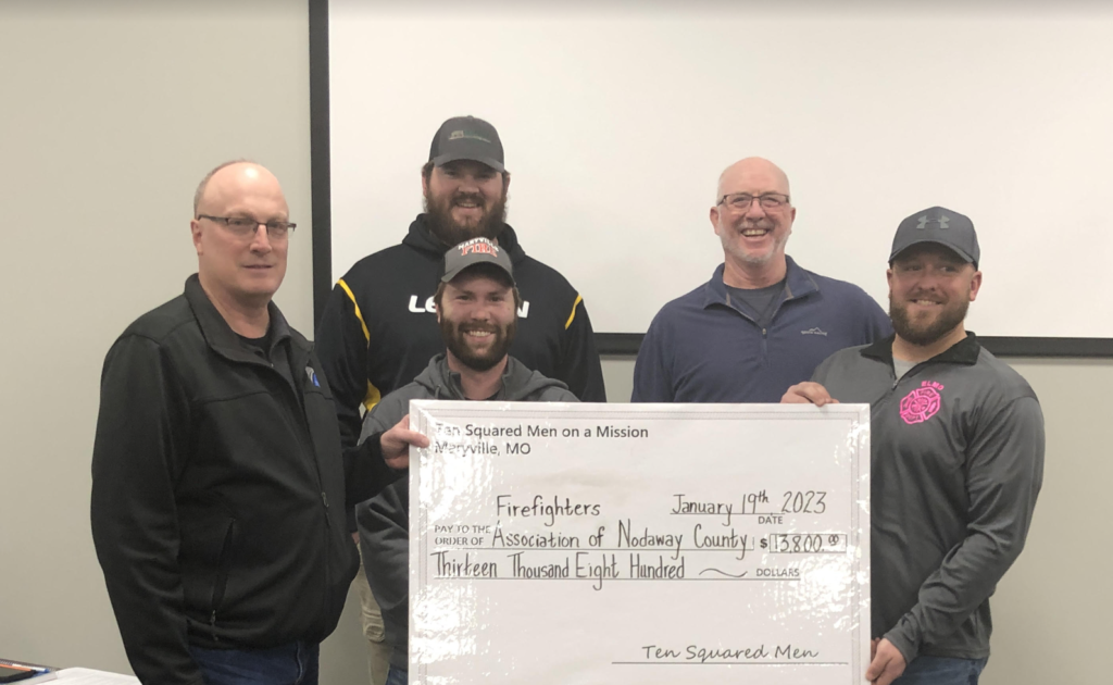 10-Squared Men donate to firefighters association - Nodaway News